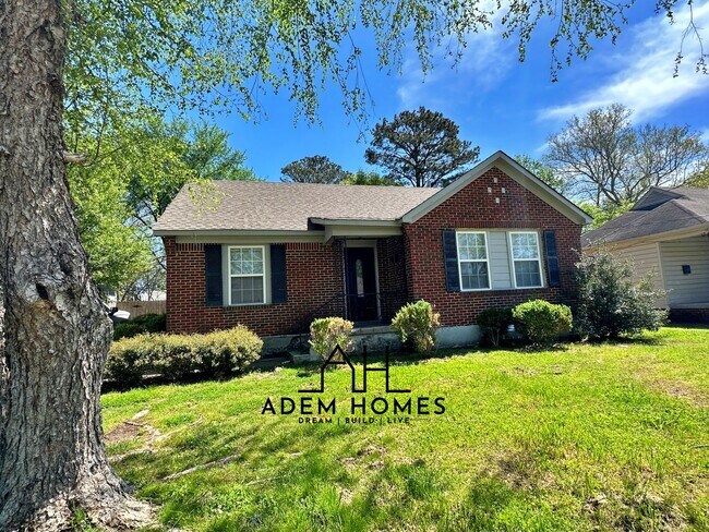 Charming 3 bed 2 bath Brick Home - (Berclair) - 1134 Gordon St Memphis ...