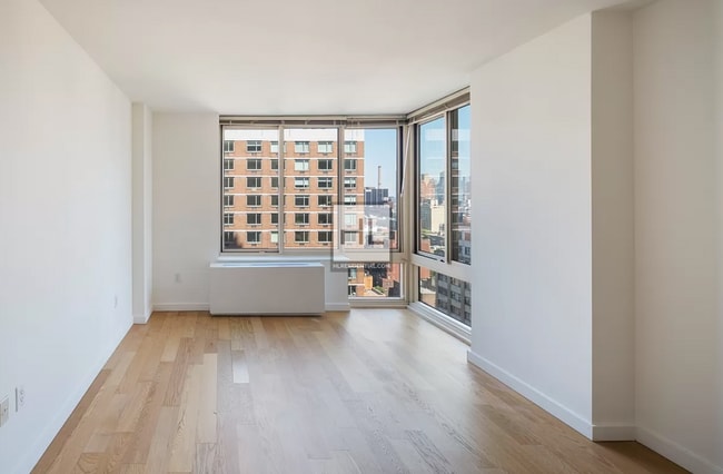 W 54th St - 260 W 54th St New York NY 10019 | Apartment Finder