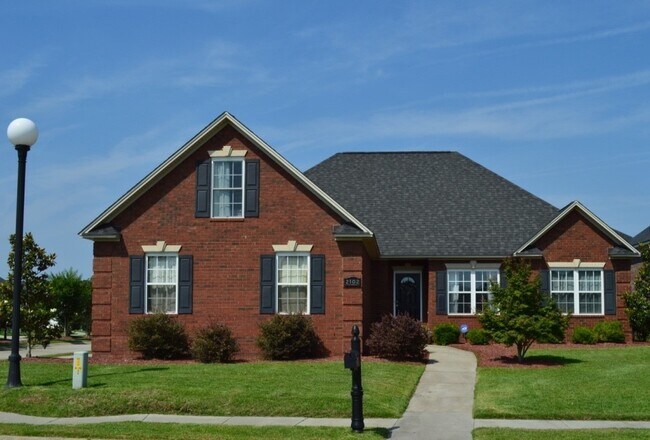 Beautiful brick home in Beach Forest 4 bed... - 2102 Balclutha Ln ...