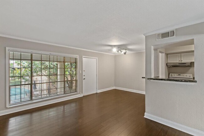 2201 Fountain View Dr - 2201 Fountain View Dr Houston TX 77057 ...