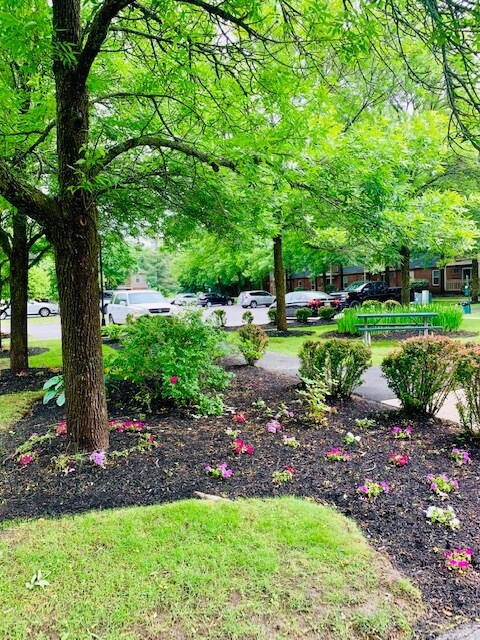 Terrace Pond - 723 Riverside St Portland ME 04103 | Apartment Finder