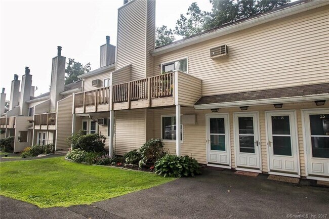 8 Rose Lane - 8 Rose Lane Danbury CT 06811 | Apartment Finder
