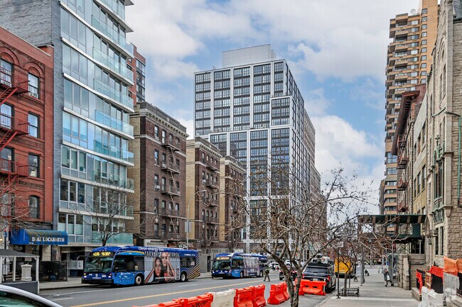 96 And Broadway - 250 W 96th St New York NY 10025 | Apartment Finder