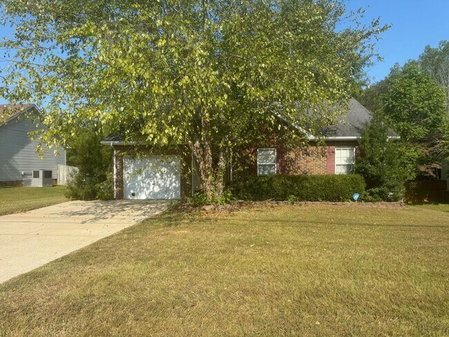 Sango! Partial Brick home with 3 bedrooms,... - 744 Cloud Dr ...