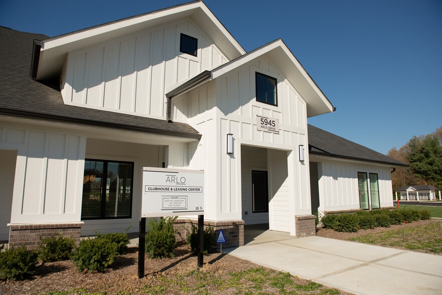 ARLO Apartments - 5945 Arlo Dr Indianapolis IN 46237 | Apartment Finder