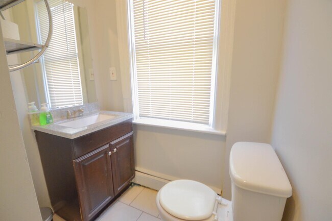 31 Violet St - 31 Violet St Providence RI 02908 | Apartment Finder