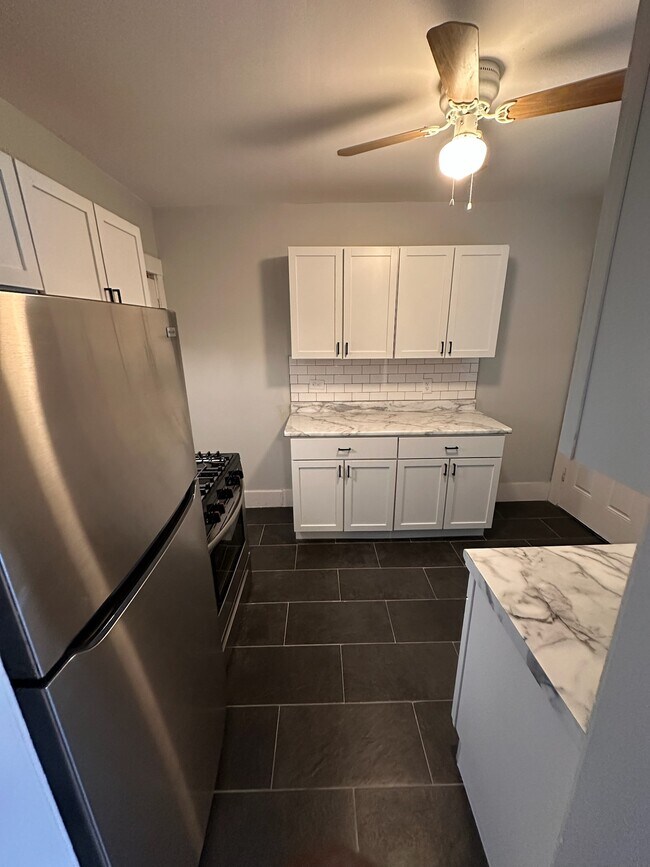 99 W Rundell St - 99 W Rundell St Pontiac MI 48342 | Apartment Finder