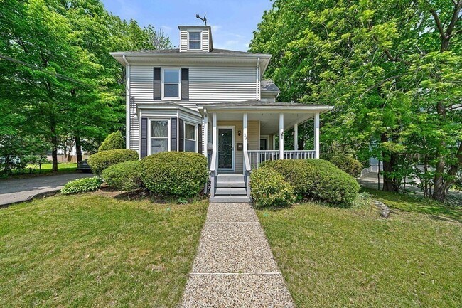 32 Massachusetts Ave - 32 Massachusetts Ave Walpole MA 02081 ...