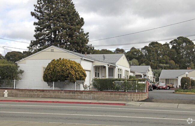 22108 Center St - 22108 Center St Castro Valley CA 94546 | Apartment Finder