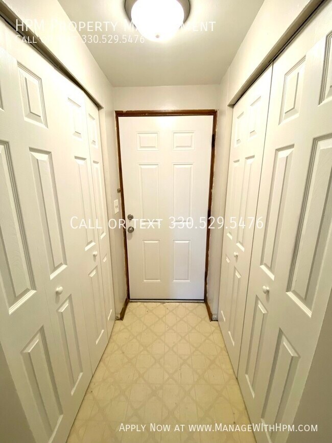 HALF-OFF FIRST MONTH RENT SPECIAL! 2 BEDRO... - 3521 Bailey St NW ...