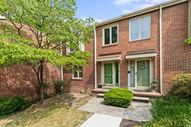 245 Waxter Wy - 245 Waxter Wy Baltimore MD 21217 | Apartment Finder