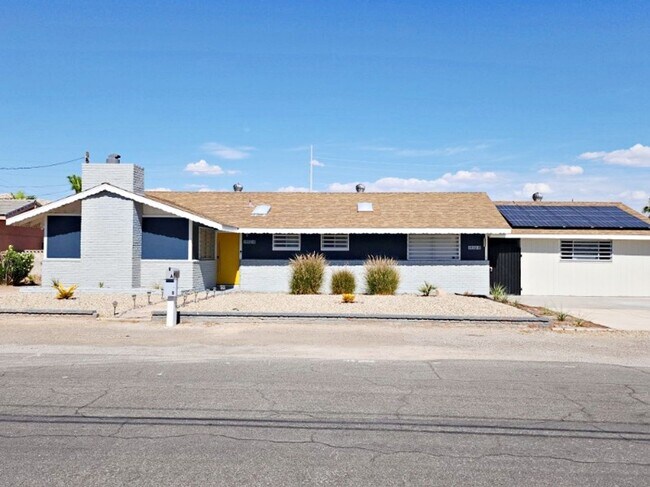 Shadow Mountain 1452 - 1452 Shadow Mountain Pl Las Vegas NV 89108 ...