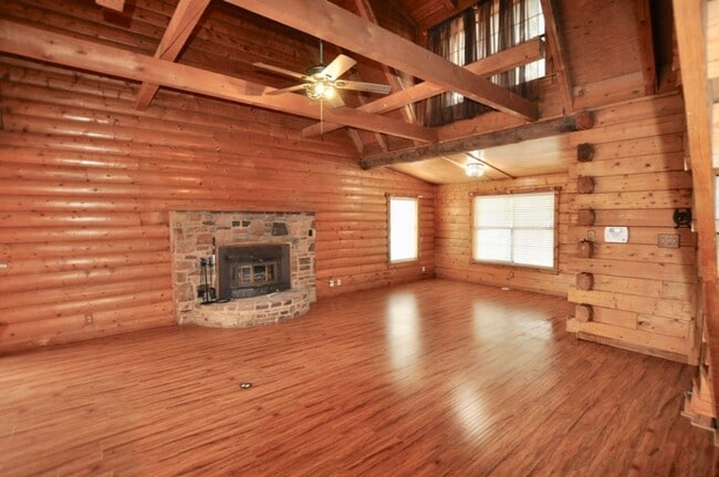 FFOR LEASE in BROCK! 3 BR- 2 BA - 2 Car Carport + Loft + Office - 2,256 ...