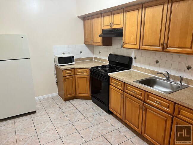 93 AVENUE - 113-20-113-93 93rd Ave Queens NY 11418 | Apartment Finder