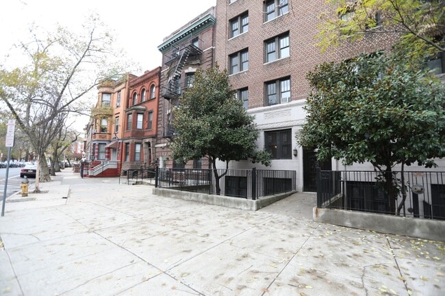 Lincoln Park Lofts - 39-41 Lincoln Park Newark NJ 07102 | Apartment Finder