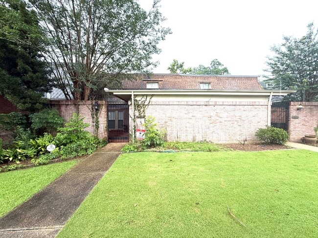 ** 4 Bed 3 Bath located Cloverdale ** Call 334-366-9198 to schedule a ...