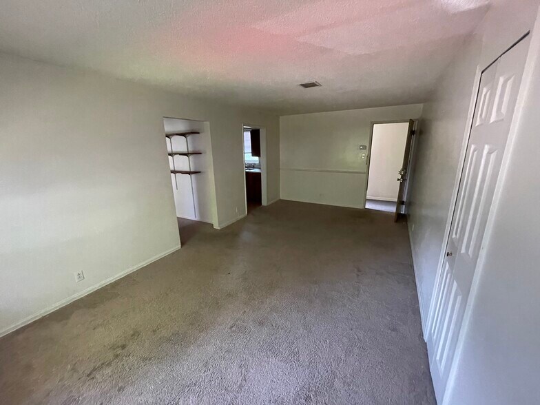 1001 N Tillotson Ave - 1001 N Tillotson Ave Muncie IN 47304 | Apartment ...