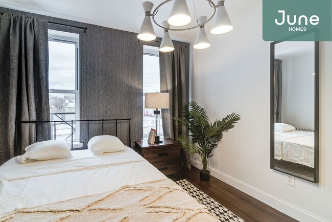 ROOM ONLY in 4-bed/1.0-bath Home - 644 Park Pl New York NY 11216 ...