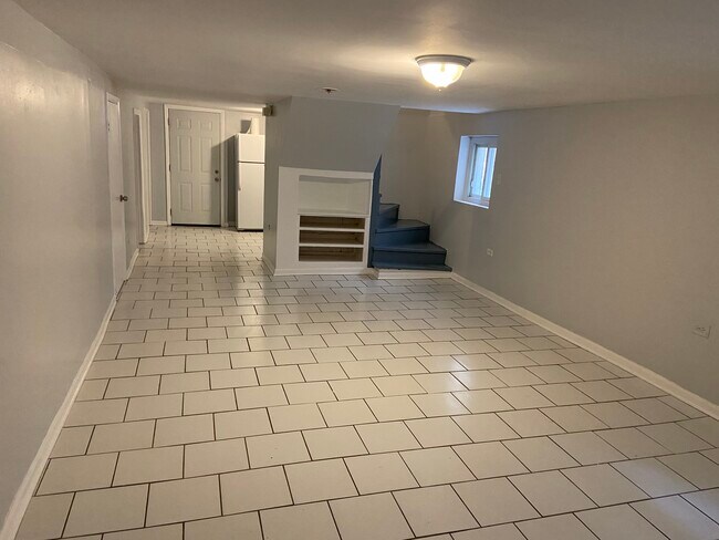 3425 N Harding Ave - 3425 N Harding Ave Chicago IL 60618 | Apartment Finder