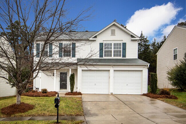 Great 3BD/2.5BA Home in Desirable Highland... - 10420 Haddington Dr ...