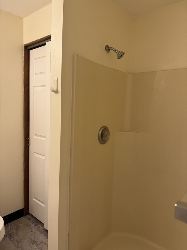 554 Boston Post Rd - 554 Boston Post Rd Milford CT 06460 | Apartment Finder