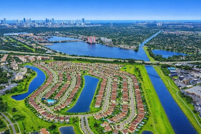 909 NE 193rd Terrace - 909 NE 193rd Terrace Miami FL 33179 | Apartment ...