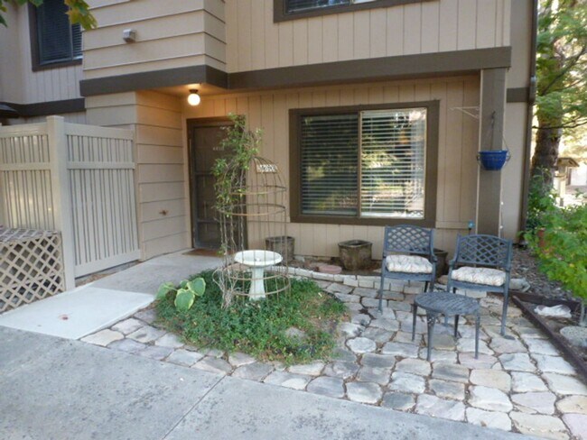 Two Bedroom, Two and a Half Bath Condo in ... - 4650 Rio Poco Rd Reno ...