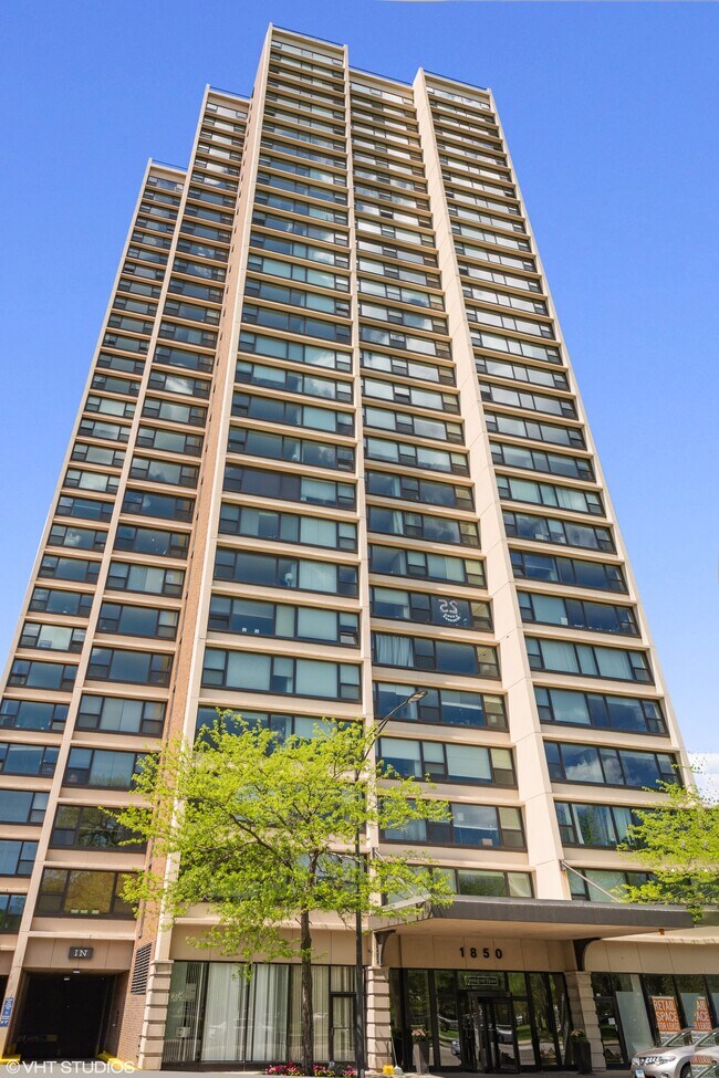 1850 N Clark St - 1850 N Clark St Chicago IL 60614 | Apartment Finder