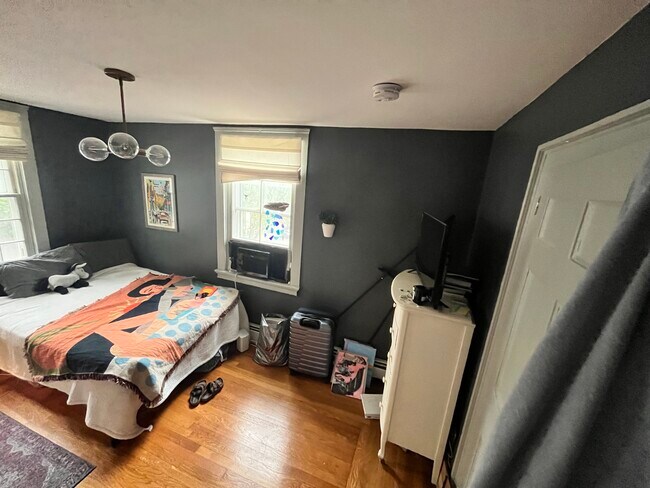 47 Sheldon St - 47 Sheldon St Providence RI 02906 | Apartment Finder