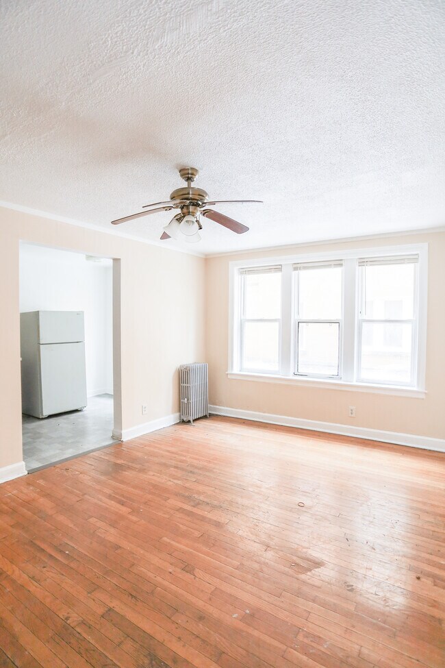 5929 N Northwest Hwy - 5929 N Northwest Hwy Chicago IL 60631 ...