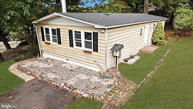 3 bedroom (Entire House) in the Solitude Village section of High Bridge ...