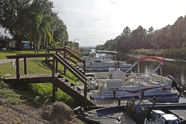 Buttonwood Bay RV Resort - Sebring, FL | Apartment Finder