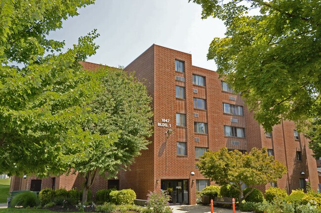 Kinder Park Multi-Family - 1847 Constitution Woodlyn PA 19094 ... Kinder Park Multi-Family - 1847 Constitution Woodlyn PA 19094 ...