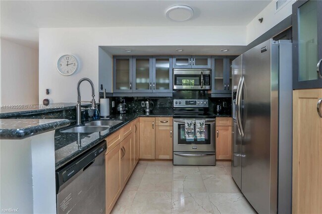 3 br, 2 bath House - 19555 E Country Club ... - 19555 E Country Club Dr ...