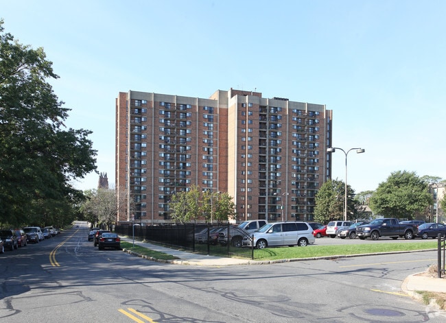 Linden Towers Apartments - 310 Stafford St Springfield MA 01104 ...