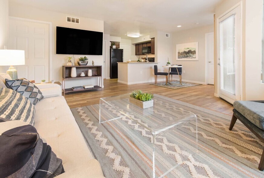 Arcadia Cove - 2252 N 44th St Phoenix AZ 85008 | Apartment Finder