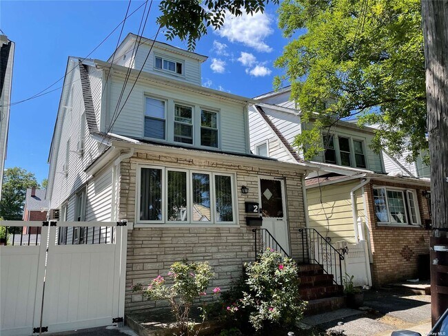 88-56 Sabre St - 88-56 Sabre St Queens NY 11427 | Apartment Finder