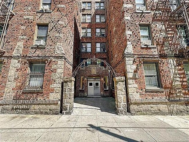 For Rent - 3640 Bronx Blvd The Bronx NY 10467 | Apartment Finder