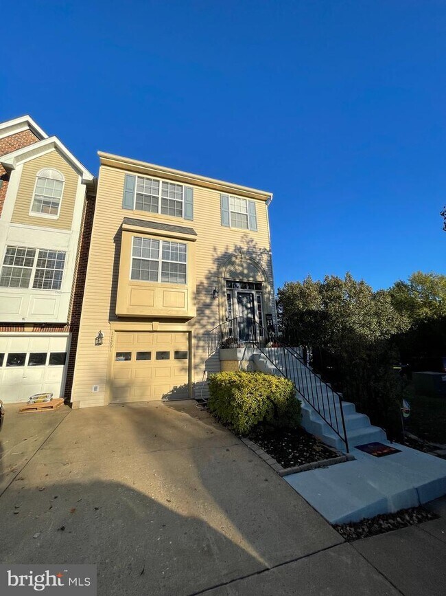 11201 Kings Crest Ct - 11201 Kings Crest Ct Fredericksburg VA 22407 ...
