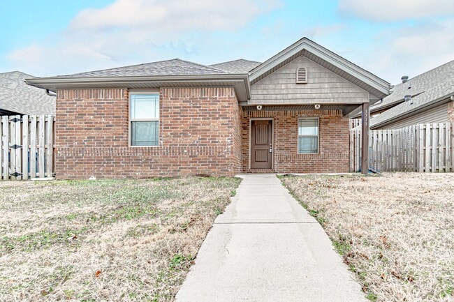 Perfect Bentonville Home! - 3711 SW Davinci Blvd Bentonville AR 72712 ...