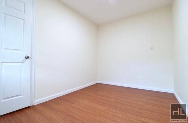 72 DRIVE - 110-31-110-72 72nd Dr Queens NY 11375 | Apartment Finder