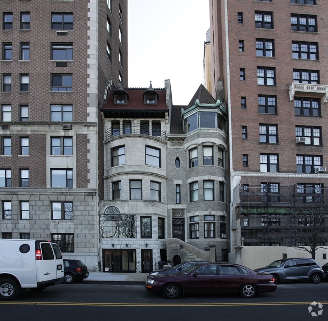 35 Riverside Dr - 35 Riverside Dr New York NY 10023 | Apartment Finder