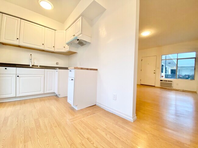 5309 Agnes Ave Valley Village, CA 91607 - 5309 Agnes Ave Los Angeles CA ...