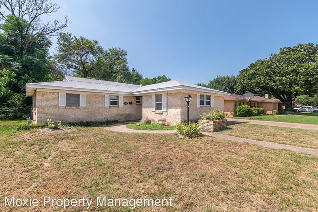 3 br, 2 bath House - 1606 Bluebonnet Trl. - 1606 Bluebonnet Trail ...