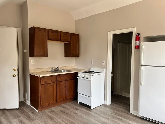 56 Dean St - 56 Dean St Taunton MA 02780 | Apartment Finder