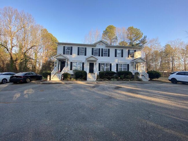 507 Avent Ferry Rd - 507 Avent Ferry Rd Holly Springs NC 27540 ...