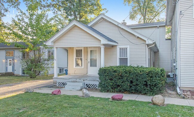 1131 Kimbark Ave - 1131 Kimbark Ave Kalamazoo MI 49006 | Apartment Finder