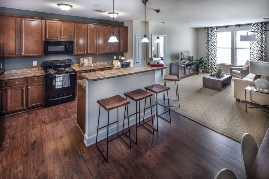 Lenox Village - 6900 Lenox Village Dr Nashville TN 37211 | Apartment Finder