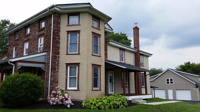 253 Telford Pike - 253 Telford Pike Telford PA 18969 | Apartment Finder