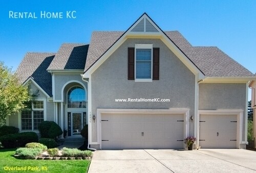 Large 2-Story home w/Fin Bsmt in Blue Vall... - 14317 Stearns St ...